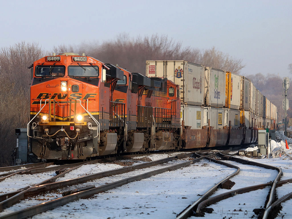 BNSF 6400